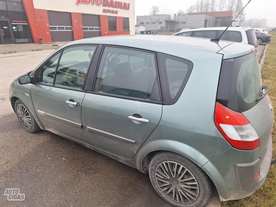 Green Renault Scenic 2006 in Siauliai, with an engine capacity of 2.00 L and mileage of 250 thousand km for 1550 €, photo 4 on AUTOMOTO.COM.LV