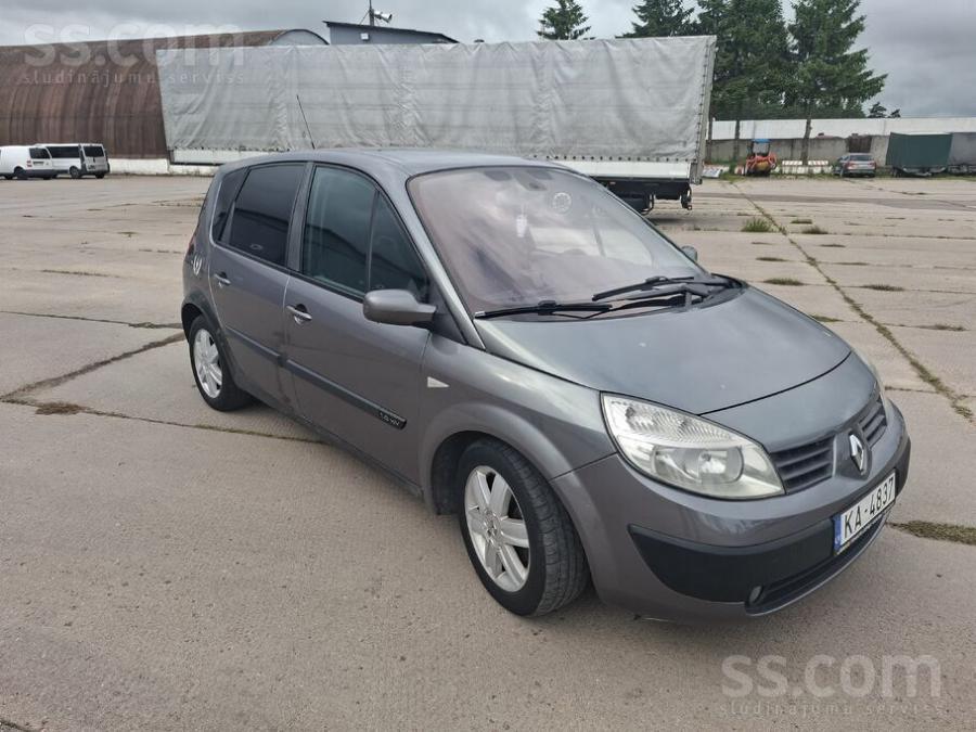 Zaļš Renault Scenic 2006 Daugavpils, ar dzinēja tilpumu 1.60 L un nobraukumu 177 tūkst. km par 1350 €, foto 1 vietnē AUTOMOTO.COM.LV
