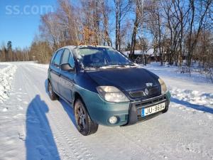 Pelēks Renault Scenic 2001 Daugavpils, ar dzinēja tilpumu 1.90 L un nobraukumu 368 tūkst. km par 1400 €, foto 3 vietnē AUTOMOTO.COM.LV