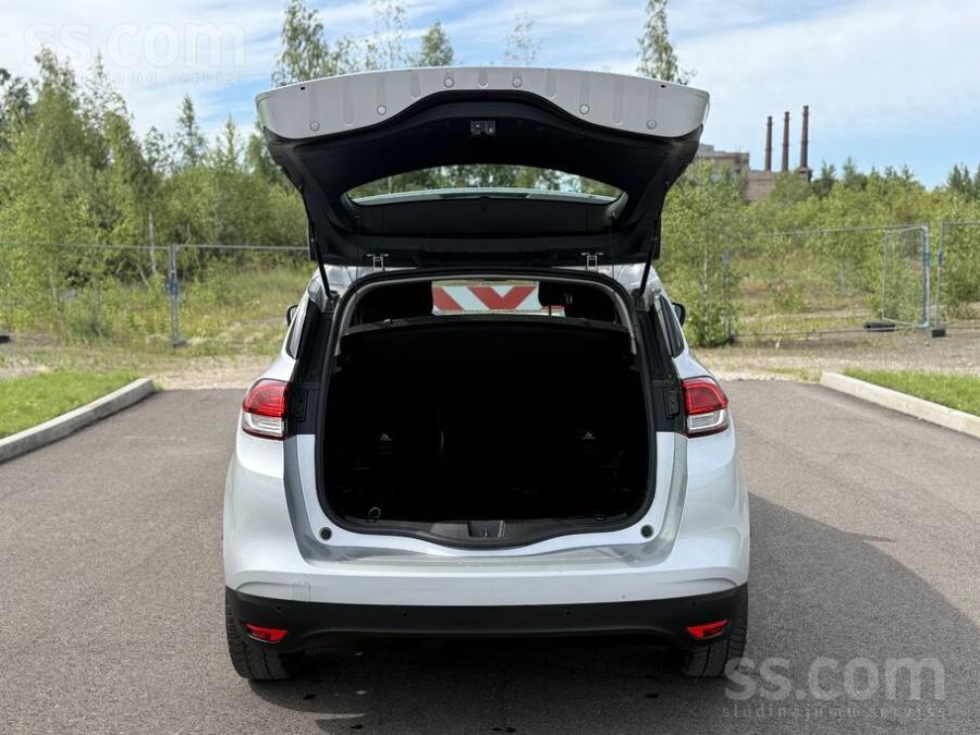Pelēks Renault Scenic 2018 Liepāja, ar dzinēja tilpumu 1.30 L un nobraukumu 231 tūkst. km par 7700 €, foto 10 vietnē AUTOMOTO.COM.LV