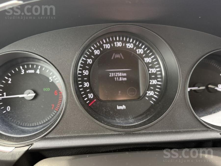 Pelēks Renault Scenic 2018 Liepāja, ar dzinēja tilpumu 1.30 L un nobraukumu 231 tūkst. km par 7700 €, foto 23 vietnē AUTOMOTO.COM.LV
