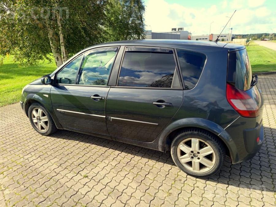 Pelēks Renault Scenic 2004 Ventspils, ar dzinēja tilpumu 1.90 L un nobraukumu 280 tūkst. km par 650 €, foto 1 vietnē AUTOMOTO.COM.LV