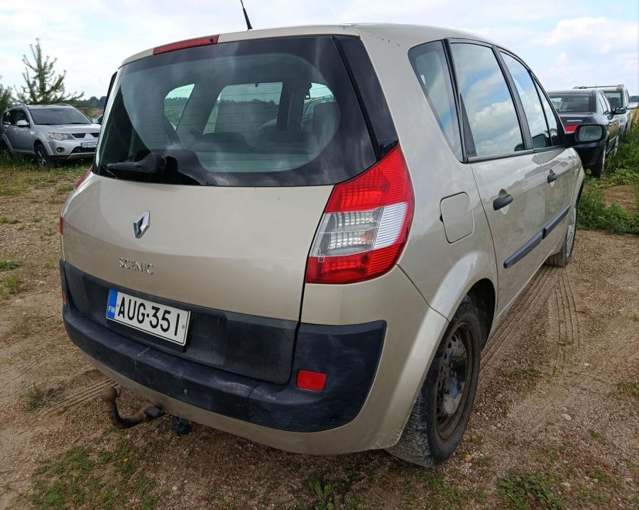 Grey Renault Scenic 2006 in Marijampole, with an engine capacity of 1.60 L and mileage of 202 thousand km for 1300 €, photo 8 on AUTOMOTO.COM.LV