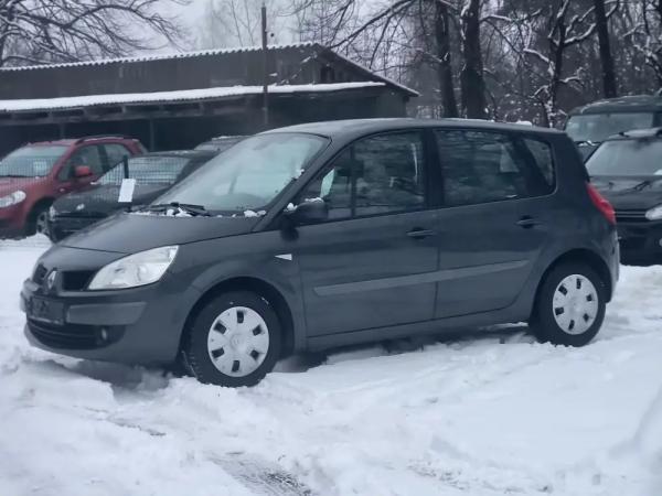 Pelēks Renault Scenic 2007 Grobiņa, ar dzinēja tilpumu 1.60 L un nobraukumu 167 tūkst. km par 2850 €, foto 2 vietnē AUTOMOTO.COM.LV