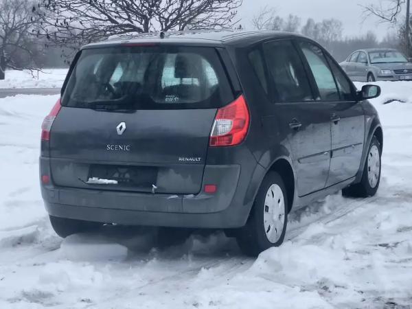 Pelēks Renault Scenic 2007 Grobiņa, ar dzinēja tilpumu 1.60 L un nobraukumu 167 tūkst. km par 2850 €, foto 5 vietnē AUTOMOTO.COM.LV