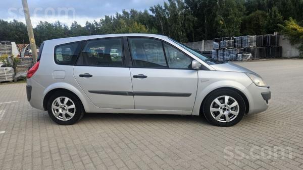 Renault Scenic 2007 in Riga on AUTOMOTO.COM.LV Grey Renault Scenic 2007 in Riga, with an engine capacity of 1.90 L and mileage of 292 thousand km for 800 €, photo 6 on AUTOMOTO.COM.LV