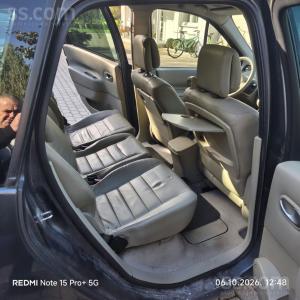 Grey Renault Scenic 2008 in Ogre, with an engine capacity of 1.90 L and mileage of 270 thousand km for 550 €, photo 6 on AUTOMOTO.COM.LV