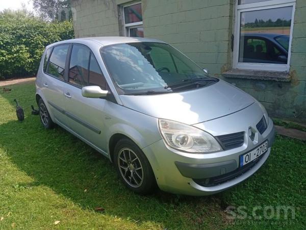 Pelēks Renault Scenic 2009 Liepāja, ar dzinēja tilpumu 1.80 L un nobraukumu 183 tūkst. km par 950 €, foto 2 vietnē AUTOMOTO.COM.LV