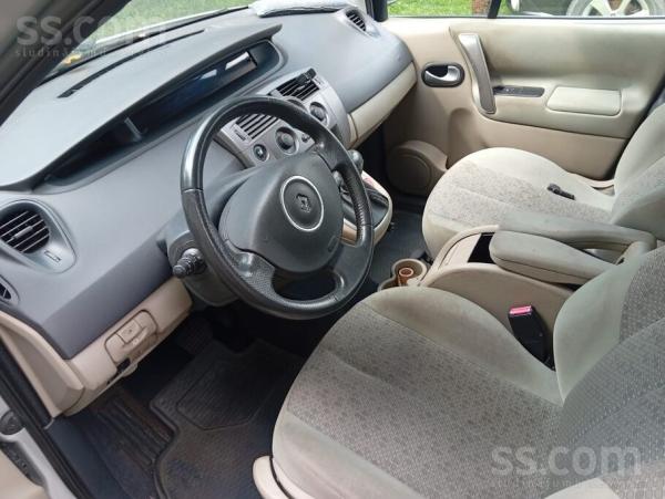 Pelēks Renault Scenic 2009 Liepāja, ar dzinēja tilpumu 1.80 L un nobraukumu 183 tūkst. km par 950 €, foto 9 vietnē AUTOMOTO.COM.LV