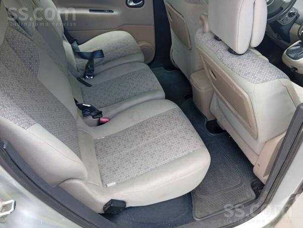 Pelēks Renault Scenic 2009 Liepāja, ar dzinēja tilpumu 1.80 L un nobraukumu 183 tūkst. km par 950 €, foto 10 vietnē AUTOMOTO.COM.LV
