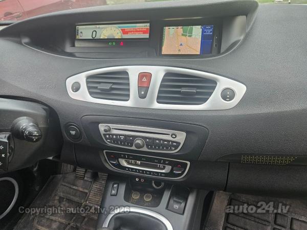 Pelēks Renault Scenic 2010 Tallina, ar dzinēja tilpumu 1.90 L un nobraukumu 0 tūkst. km par 3200 €, foto 6 vietnē AUTOMOTO.COM.LV