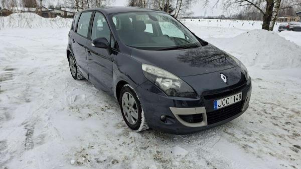 Grey Renault Scenic 2011 in Gargzdai, with an engine capacity of 1.50 L and mileage of 323 thousand km for 2699 €, photo 1 on AUTOMOTO.COM.LV