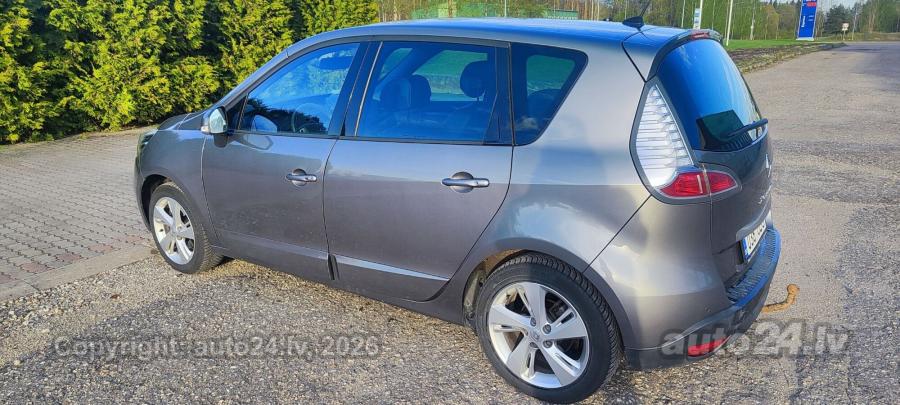 Grey Renault Scenic 2012 in Voru, with an engine capacity of 1.50 L and mileage of 183 thousand km for 4250 €, photo 8 on AUTOMOTO.COM.LV