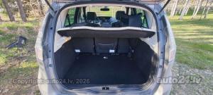Grey Renault Scenic 2012 in Voru, with an engine capacity of 1.50 L and mileage of 183 thousand km for 4250 €, photo 17 on AUTOMOTO.COM.LV