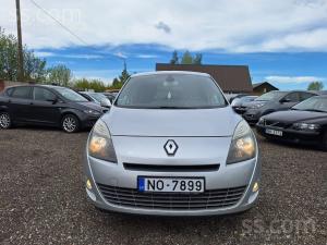 Pelēks Renault Scenic 2012 Daugavpils, ar dzinēja tilpumu 1.60 L un nobraukumu 0 tūkst. km par 4500 €, foto 3 vietnē AUTOMOTO.COM.LV