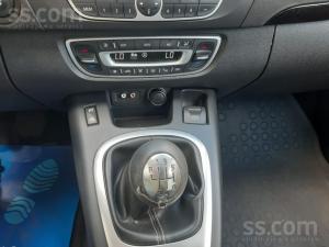 Pelēks Renault Scenic 2012 Daugavpils, ar dzinēja tilpumu 1.60 L un nobraukumu 0 tūkst. km par 4500 €, foto 17 vietnē AUTOMOTO.COM.LV