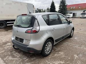 Pelēks Renault Scenic 2012 Kauņa, ar dzinēja tilpumu 1.46 L un nobraukumu 173 tūkst. km par 1600 €, foto 6 vietnē AUTOMOTO.COM.LV