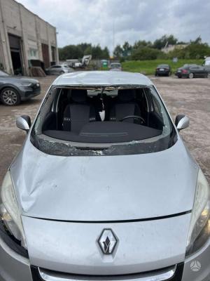 Pelēks Renault Scenic 2012 Kauņa, ar dzinēja tilpumu 1.46 L un nobraukumu 173 tūkst. km par 1600 €, foto 8 vietnē AUTOMOTO.COM.LV