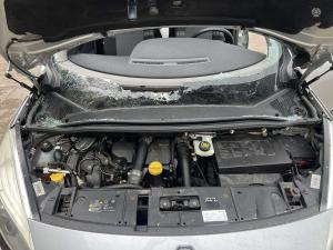 Pelēks Renault Scenic 2012 Kauņa, ar dzinēja tilpumu 1.46 L un nobraukumu 173 tūkst. km par 1600 €, foto 14 vietnē AUTOMOTO.COM.LV