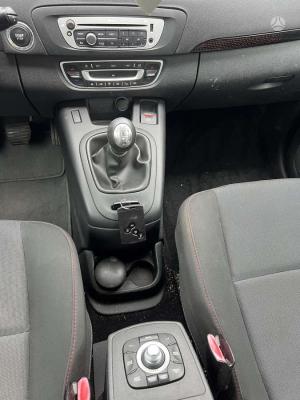 Pelēks Renault Scenic 2012 Kauņa, ar dzinēja tilpumu 1.46 L un nobraukumu 173 tūkst. km par 1600 €, foto 18 vietnē AUTOMOTO.COM.LV