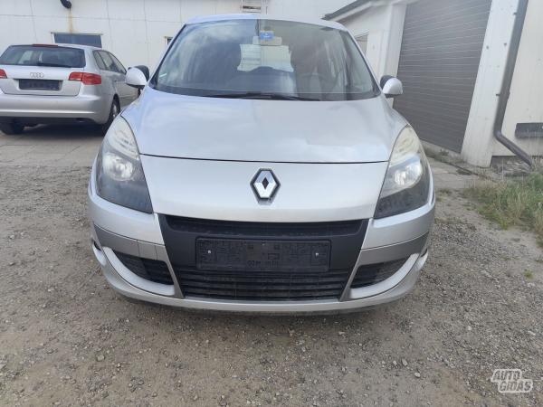 Grey Renault Scenic 2012 in Utena, with an engine capacity of 1.50 L and mileage of 213 thousand km for 2990 €, photo 3 on AUTOMOTO.COM.LV