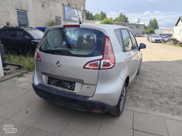 Grey Renault Scenic 2012 in Utena, with an engine capacity of 1.50 L and mileage of 213 thousand km for 2990 €, photo 7 on AUTOMOTO.COM.LV