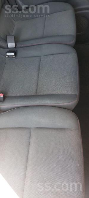 Grey Renault Scenic 2013 in Riga, with an engine capacity of 1.90 L and mileage of 300 thousand km for 2755 €, photo 4 on AUTOMOTO.COM.LV