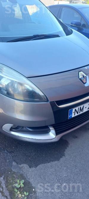 Grey Renault Scenic 2013 in Riga, with an engine capacity of 1.90 L and mileage of 300 thousand km for 2755 €, photo 7 on AUTOMOTO.COM.LV