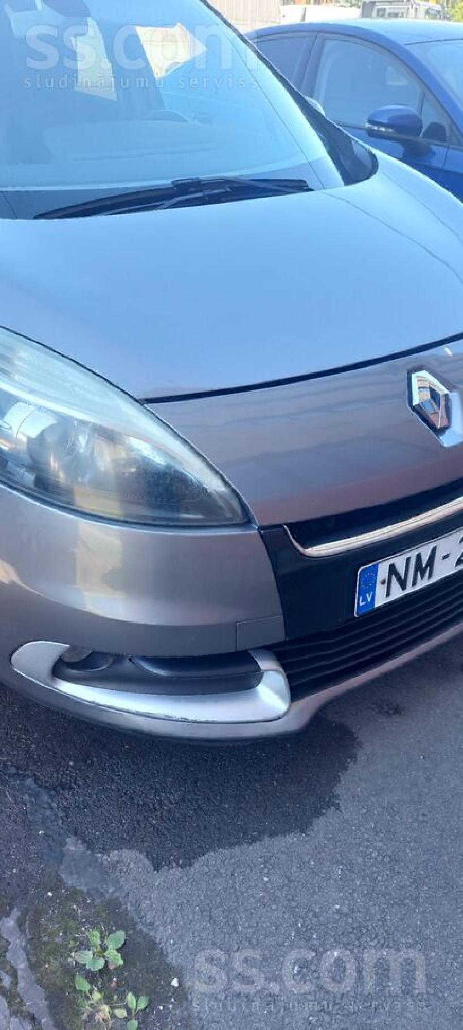 Grey Renault Scenic 2013 in Riga, with an engine capacity of 1.90 L and mileage of 300 thousand km for 2755 €, photo 7 on AUTOMOTO.COM.LV