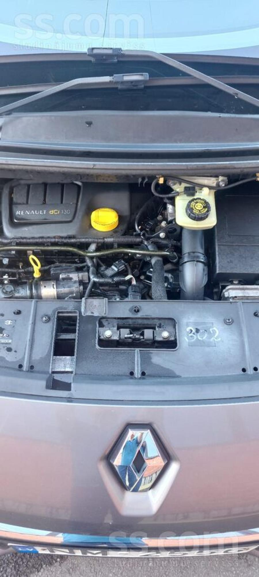 Grey Renault Scenic 2013 in Riga, with an engine capacity of 1.90 L and mileage of 300 thousand km for 2755 €, photo 8 on AUTOMOTO.COM.LV