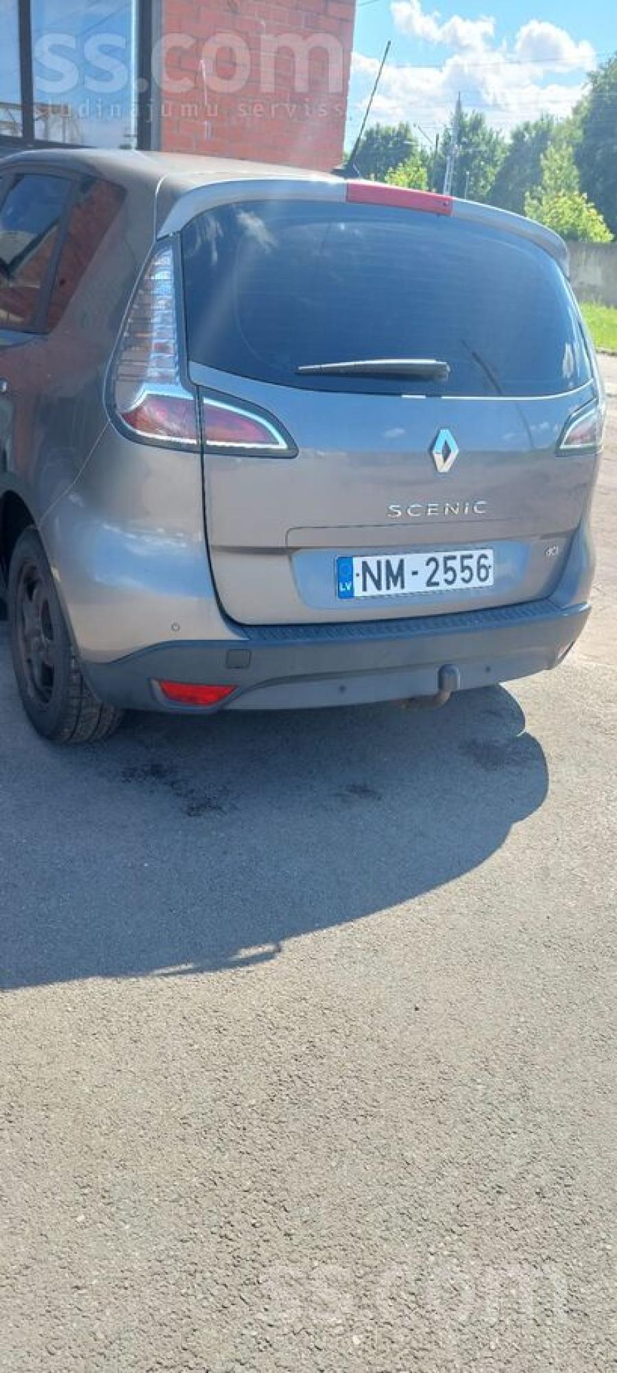 Grey Renault Scenic 2013 in Riga, with an engine capacity of 1.90 L and mileage of 300 thousand km for 2755 €, photo 9 on AUTOMOTO.COM.LV