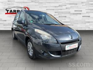 Pelēks Renault Scenic 2013 Ogre, ar dzinēja tilpumu 1.60 L un nobraukumu 145 tūkst. km par 4995 €, foto 3 vietnē AUTOMOTO.COM.LV