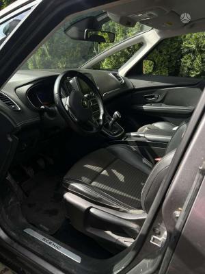Grey Renault Scenic 2017 in Vilnius, with an engine capacity of 1.20 L and mileage of 121 thousand km for 4900 €, photo 6 on AUTOMOTO.COM.LV