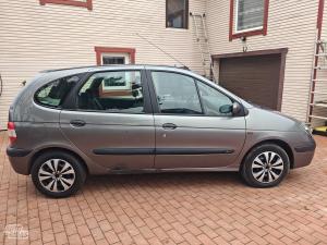 Grey Renault Scenic 2000 in Vilnius, with an engine capacity of 1.60 L and mileage of 207 thousand km for 1200 €, photo 4 on AUTOMOTO.COM.LV