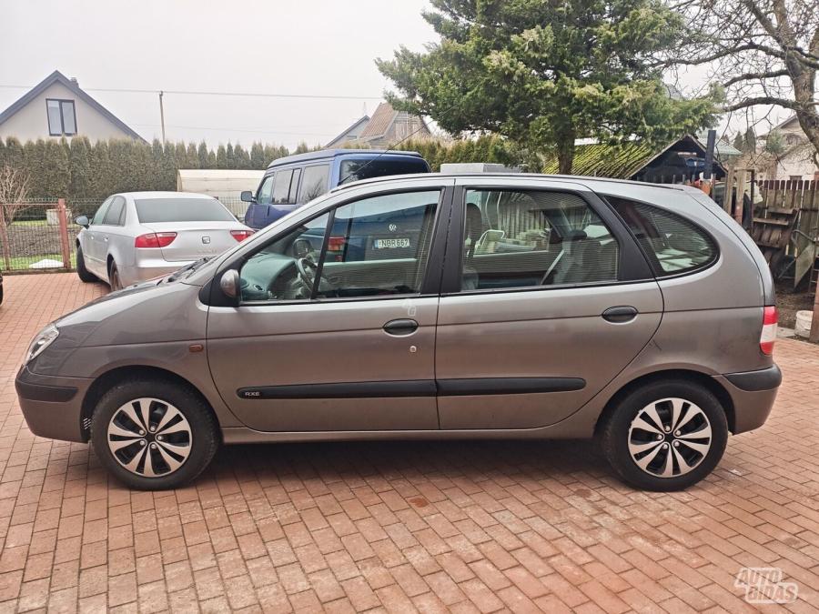 Grey Renault Scenic 2000 in Vilnius, with an engine capacity of 1.60 L and mileage of 207 thousand km for 1200 €, photo 5 on AUTOMOTO.COM.LV