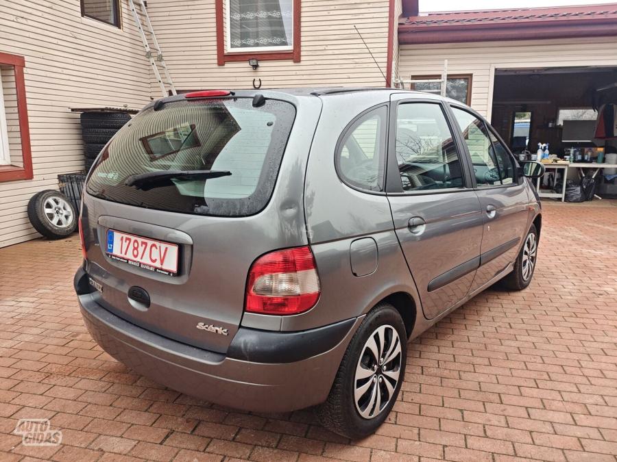 Grey Renault Scenic 2000 in Vilnius, with an engine capacity of 1.60 L and mileage of 207 thousand km for 1200 €, photo 6 on AUTOMOTO.COM.LV
