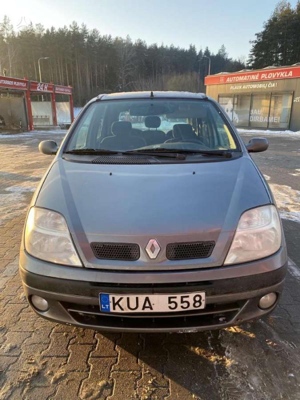 Grey Renault Scenic 2000 in Alytus, with an engine capacity of 1.60 L and mileage of 316 thousand km for 700 €, photo 2 on AUTOMOTO.COM.LV