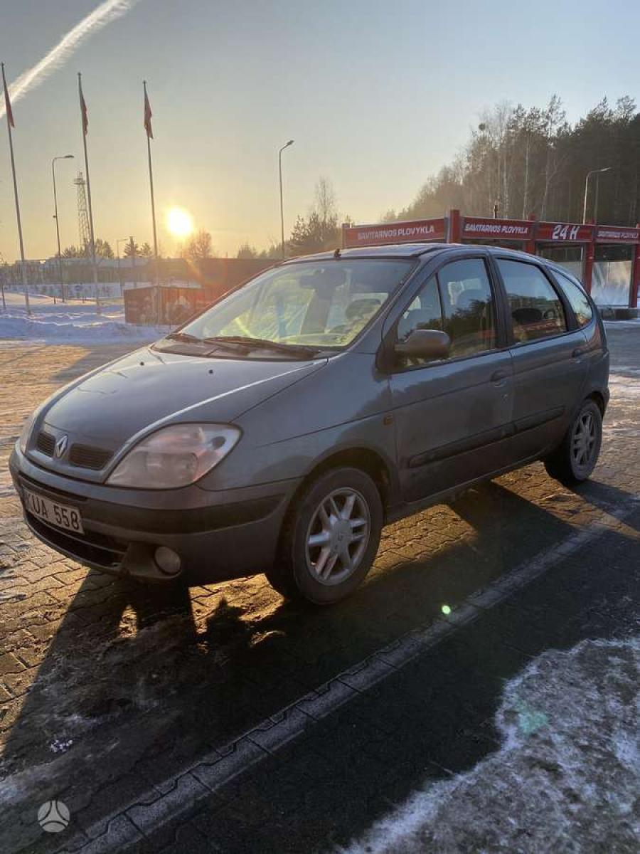 Grey Renault Scenic 2000 in Alytus, with an engine capacity of 1.60 L and mileage of 316 thousand km for 700 €, photo 4 on AUTOMOTO.COM.LV
