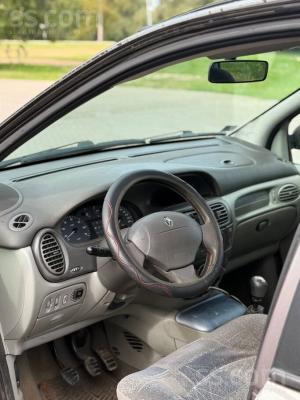 Grey Renault Scenic 2001 in Riga, with an engine capacity of 1.60 L and mileage of 230 thousand km for 730 €, photo 7 on AUTOMOTO.COM.LV