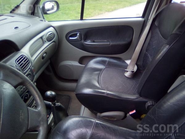 Серый Рено Сценик 2002 в Рига, объемом двигателя 1.90 л и пробегом 270 тыс. км за 490 €, фото 4 на AUTOMOTO.COM.LV