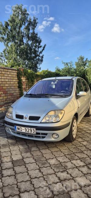 Pelēks Renault Scenic 2002 Rēzekne, ar dzinēja tilpumu 1.90 L un nobraukumu 335 tūkst. km par 700 €, foto  vietnē AUTOMOTO.COM.LV