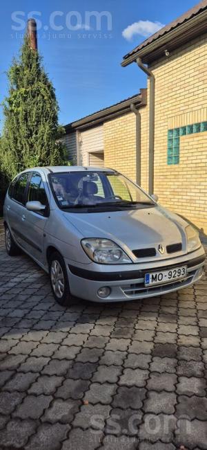 Pelēks Renault Scenic 2002 Rēzekne, ar dzinēja tilpumu 1.90 L un nobraukumu 335 tūkst. km par 700 €, foto 3 vietnē AUTOMOTO.COM.LV