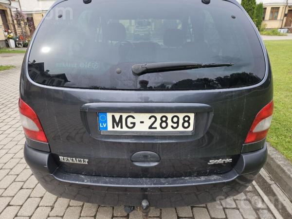 Grey Renault Scenic 2002 in Riga, with an engine capacity of 1.90 L and mileage of 252 thousand km for 600 €, photo 3 on AUTOMOTO.COM.LV