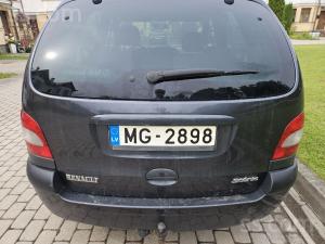 Pelēks Renault Scenic 2002 Rīga, ar dzinēja tilpumu 1.90 L un nobraukumu 252 tūkst. km par 600 €, foto 4 vietnē AUTOMOTO.COM.LV