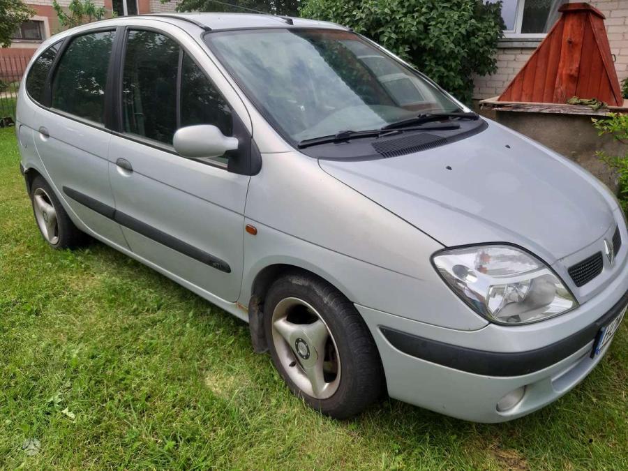 Pelēks Renault Scenic 2003 Šauļi, ar dzinēja tilpumu 1.87 L un nobraukumu 252 tūkst. km par 650 €, foto 3 vietnē AUTOMOTO.COM.LV