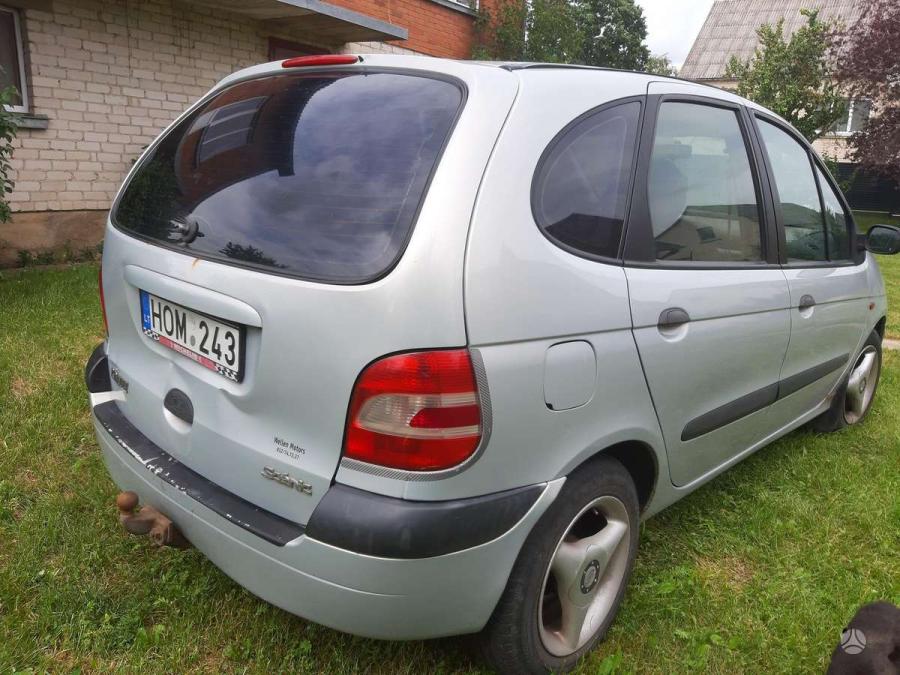 Pelēks Renault Scenic 2003 Šauļi, ar dzinēja tilpumu 1.87 L un nobraukumu 252 tūkst. km par 650 €, foto 4 vietnē AUTOMOTO.COM.LV