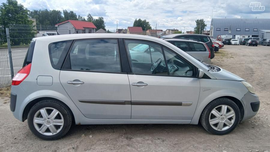 Pelēks Renault Scenic 2004 Radviliškis, ar dzinēja tilpumu 1.60 L un nobraukumu 146 tūkst. km par 850 €, foto 7 vietnē AUTOMOTO.COM.LV