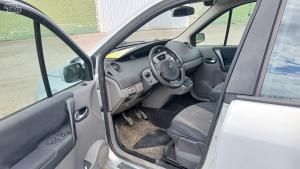 Pelēks Renault Scenic 2004 Radviliškis, ar dzinēja tilpumu 1.60 L un nobraukumu 146 tūkst. km par 850 €, foto 10 vietnē AUTOMOTO.COM.LV