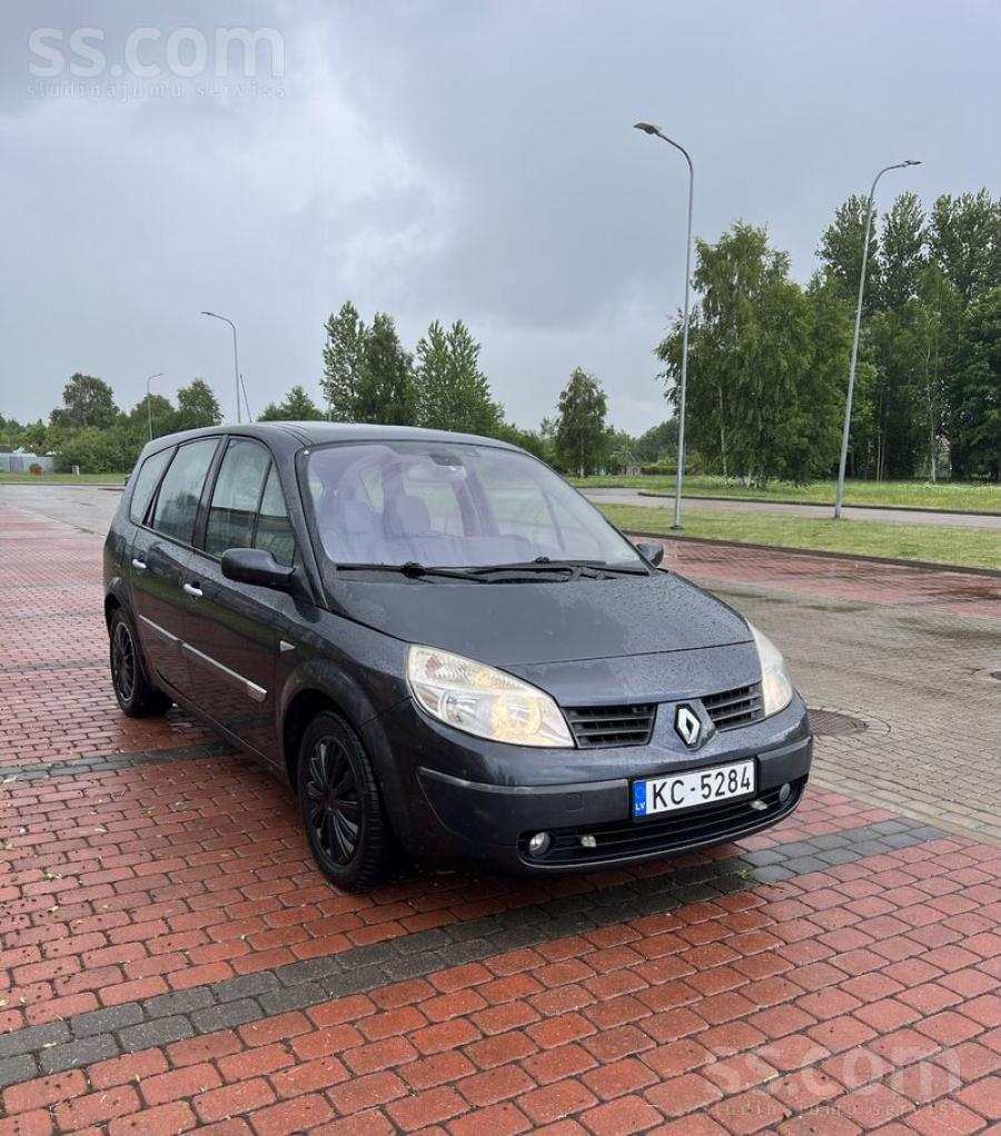 Pelēks Renault Scenic 2004 Ventspils, ar dzinēja tilpumu 1.90 L un nobraukumu 288 tūkst. km par 1050 €, foto 3 vietnē AUTOMOTO.COM.LV