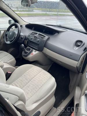 Pelēks Renault Scenic 2004 Ventspils, ar dzinēja tilpumu 1.90 L un nobraukumu 288 tūkst. km par 1050 €, foto 8 vietnē AUTOMOTO.COM.LV